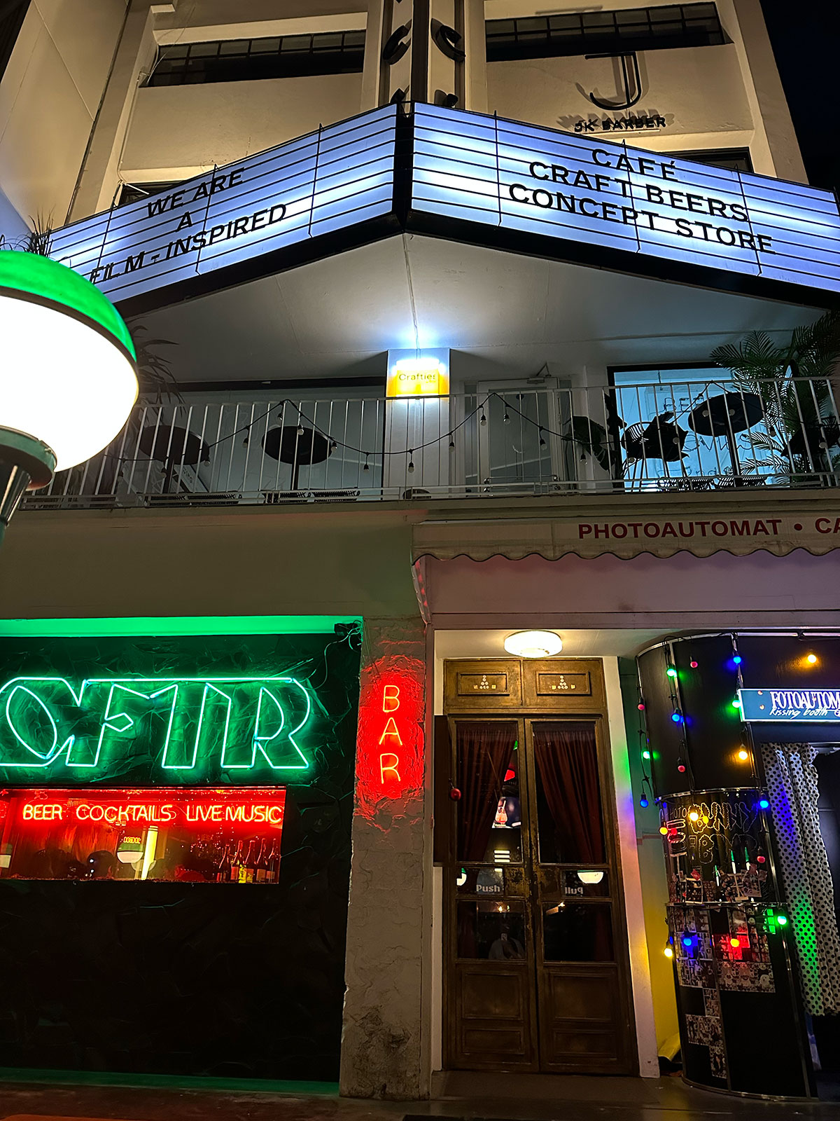 OFTR Bar | トゥクトゥクバンコク